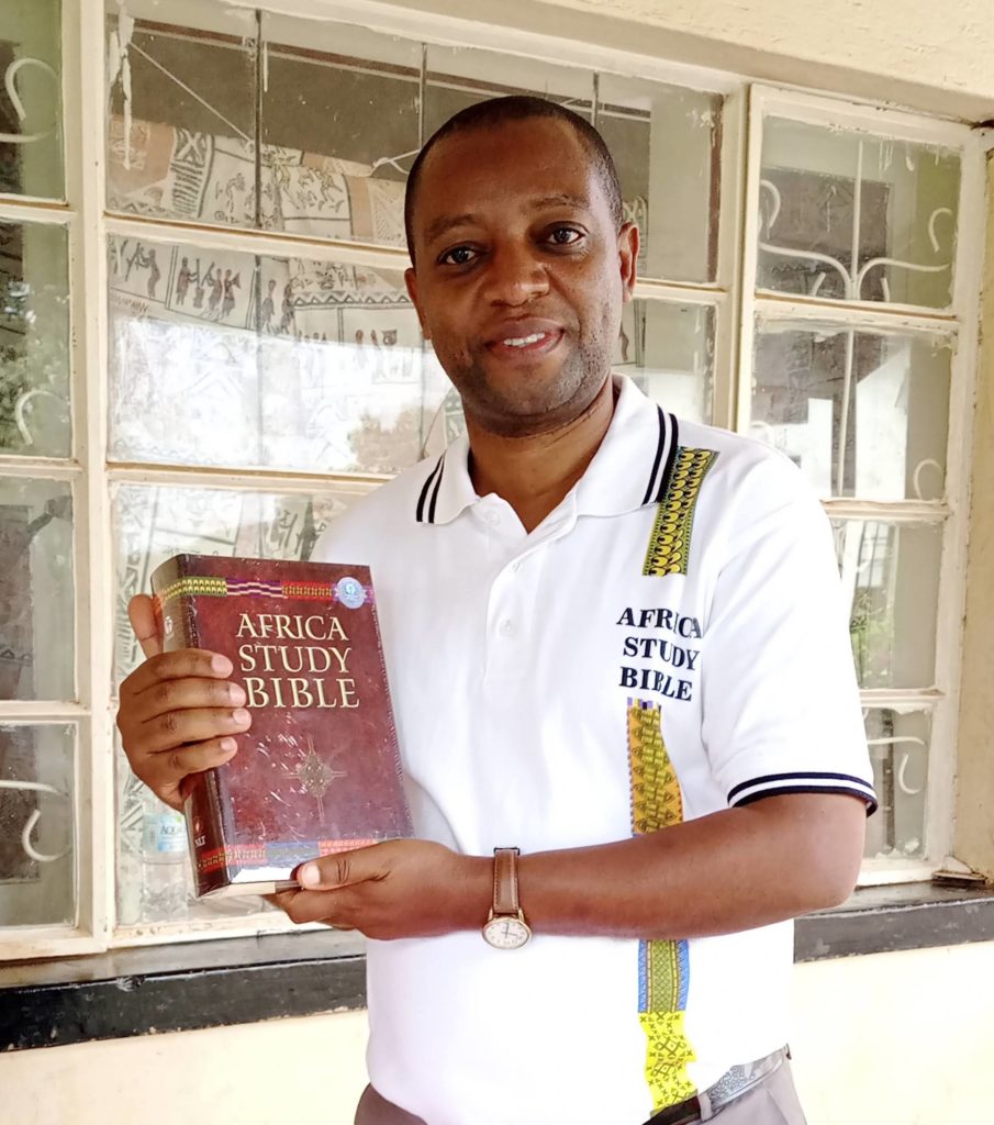 Africa Study Bibles for Anglican Pastors in Uganda - God's Word for Africa